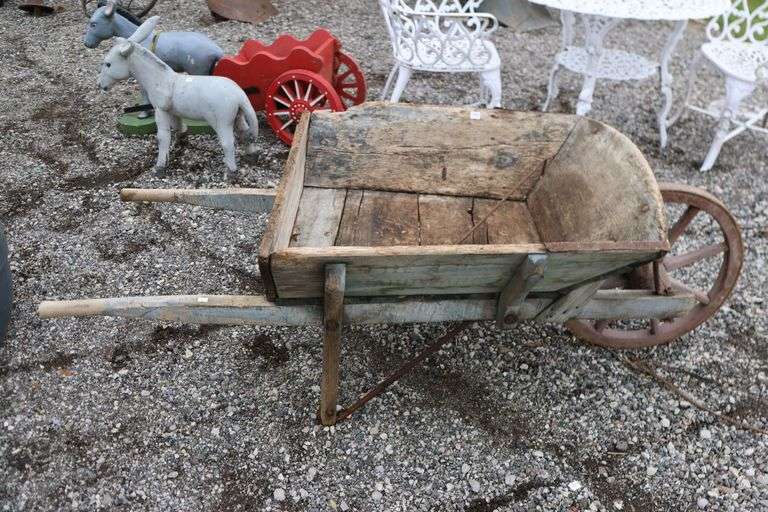 PRIMITIVE WOODEN WHEEL BARROW - Shackelton Auctions Inc.