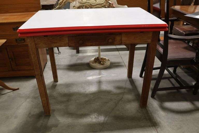 ENAMEL SLIDE TOP TABLE 40"X25"X31" - Shackelton Auctions Inc.