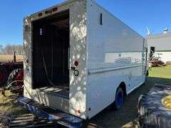 2008 UTILIMASTER BY FREIGHTLINER TRUCK - Shackelton Auctions Inc.