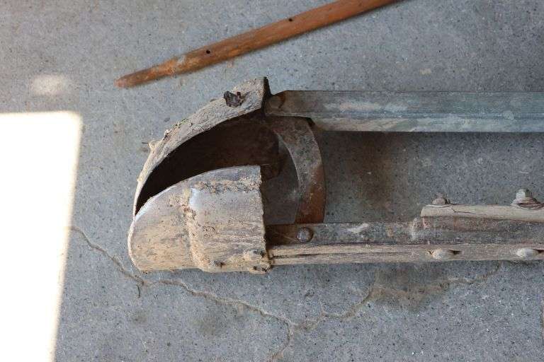 HAND POST DIGGER - Shackelton Auctions Inc.