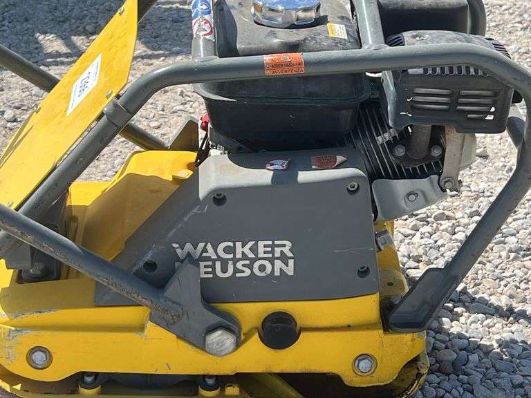 WACKER NEUSON WP1540 18" PLATE TAMPER - Shackelton Auctions Inc.