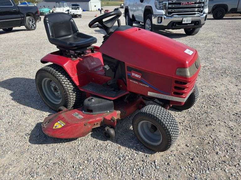 TORO WHEEL HORES 268 HYDRO RIDING MOWER - Shackelton Auctions Inc.