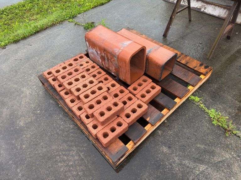 CHIMNEY FLUE & BRICK - Shackelton Auctions Inc.