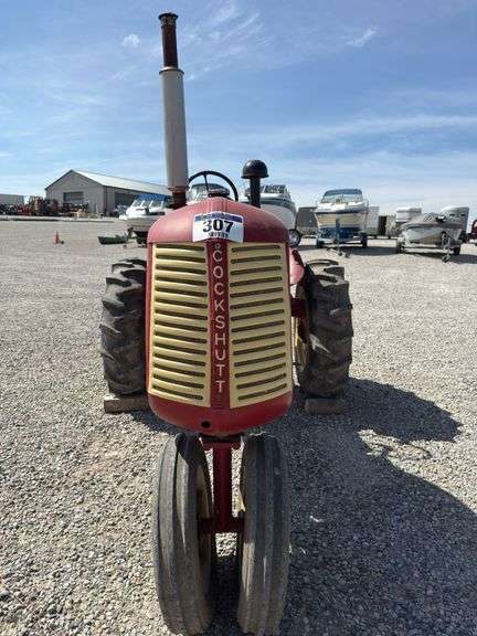 COCKSHUTT 20 GAS TRACTOR - Shackelton Auctions Inc.