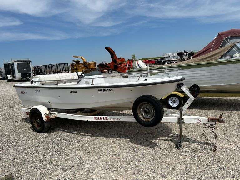 BOSTON WHALER RAGE 15 BOAT & TRAILER - Shackelton Auctions Inc.