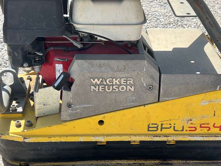 WACKER NEUSON BPU5545 28" COMPACTOR - Shackelton Auctions Inc.