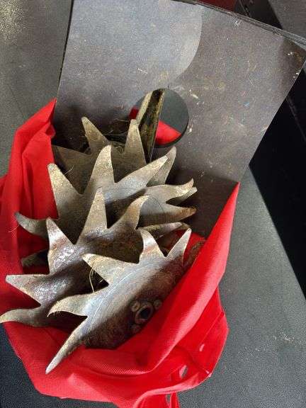 STIHL MM55 PADDLE SWEEPER - Shackelton Auctions Inc.