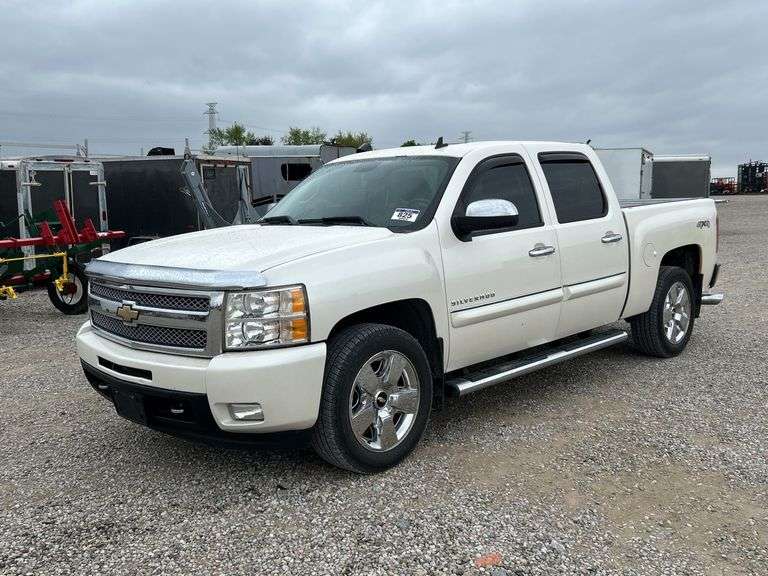 Elegant 2010 Chevrolet Silverado Ltz Pictures