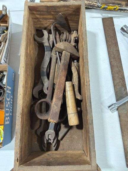 ANTIQUE HAND TOOLS WITH BOX - Shackelton Auctions Inc.