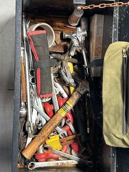 POWERFIST TOOL BOX AND CONTENTS - Shackelton Auctions Inc.