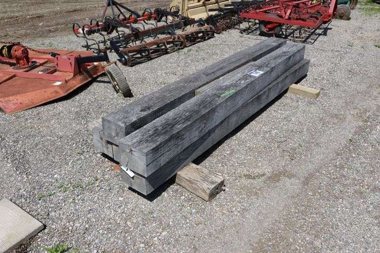 5 - 9" X 7" X 10' WHITE OAK POSTS - Shackelton Auctions Inc.