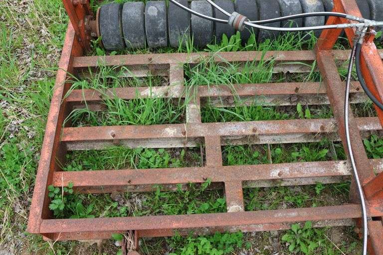 8' LARCOM & MITCHELL TRACK CONDITIONER - Shackelton Auctions Inc.