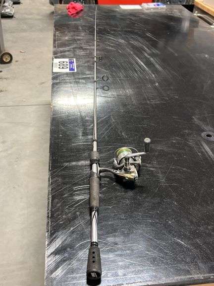 VENGEANCE NEXT GENERATION FISHING POLE - Shackelton Auctions Inc.
