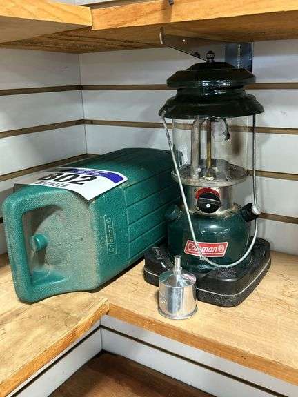 COLEMAN 286 LANTERN WITH CASE - Shackelton Auctions Inc.