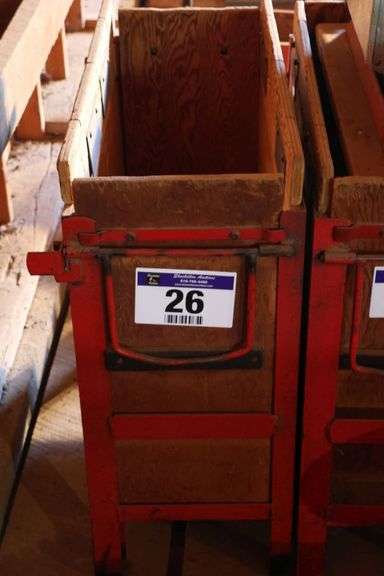 TOBACCO BALING BOX - Shackelton Auctions Inc.