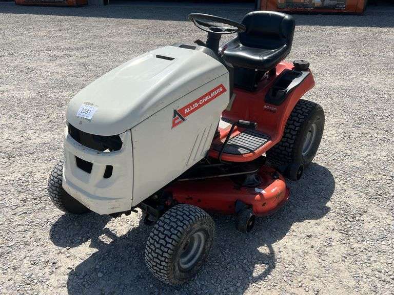 ALLIS CHALMERS AC130 LAWN MOWER - Shackelton Auctions Inc.