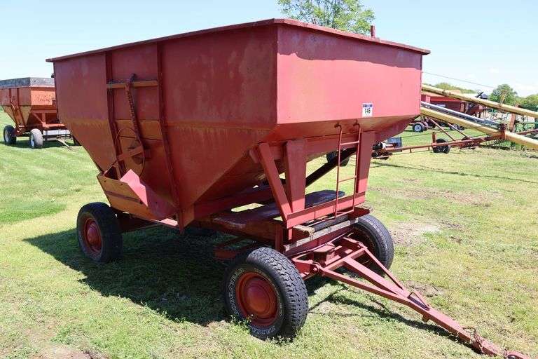 GRAVITY BOX & WAGON - Shackelton Auctions Inc.