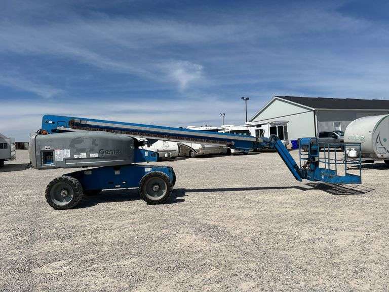 2008 GENIE S65 MAN LIFT - Shackelton Auctions Inc.