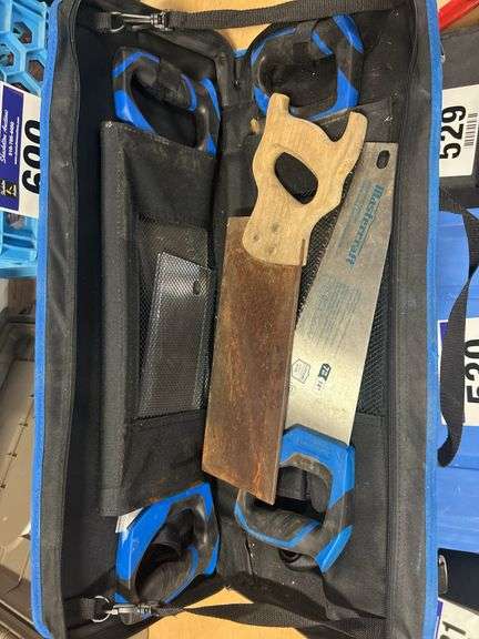 MASTERCRAFT SAW CARRYING CASE WITH 5 SAWS - Shackelton Auctions Inc.