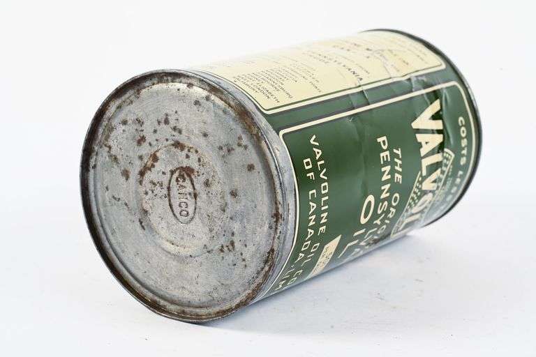 VALVOLINE 50 CENT MOTOR OIL IMP QT CAN - Shackelton Auctions Inc.