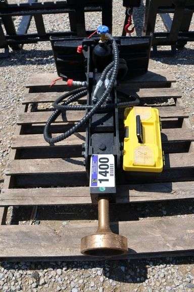2025 UNUSED GIYI GY-D45 MINI SKID STEER POST DRIVER - Shackelton ...