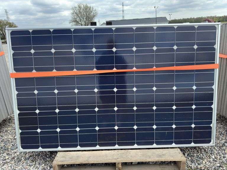 SKID OF 21 SHARP 235 WATT SOLAR PANELS - Shackelton Auctions Inc.