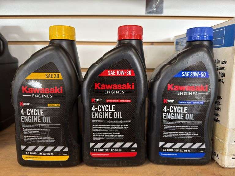 12 US QUARTS OF KAWASAKI 4 CYCLE ENGINE OIL - Shackelton Auctions Inc.