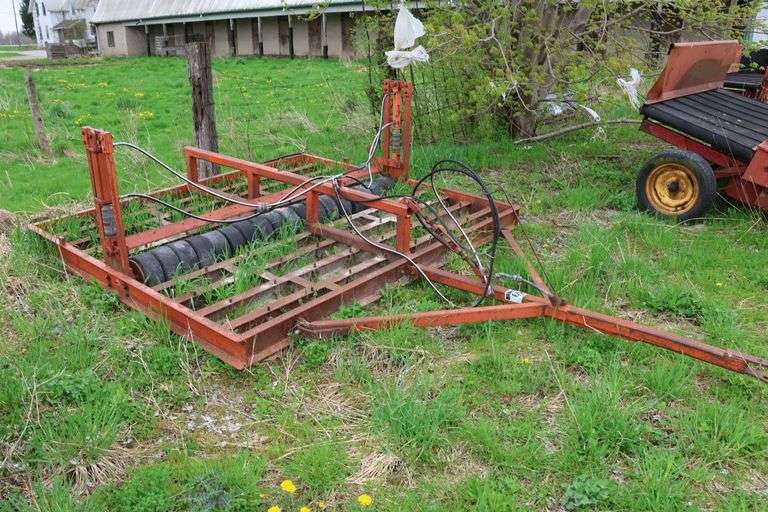 8' LARCOM & MITCHELL TRACK CONDITIONER - Shackelton Auctions Inc.