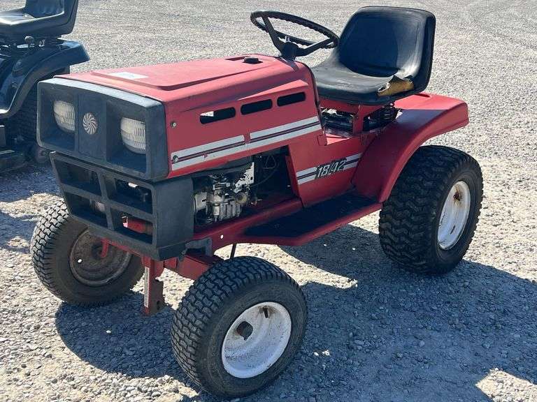 DYNAMARK 18/42 LAWN MOWER - NO DECK - Shackelton Auctions Inc.