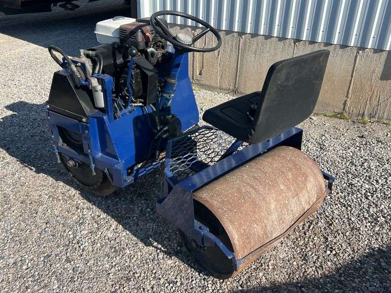 BROUWER 1 TON ROLLER - Shackelton Auctions Inc.