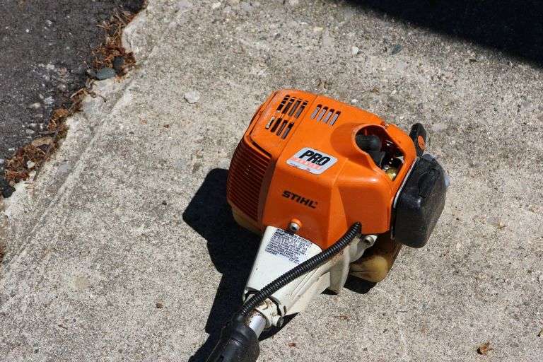STIHL FS85 PRO GAS WEEDER TRIMMER - Shackelton Auctions Inc.