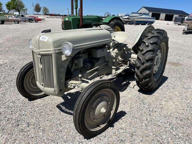 FORD 9N TRACTOR - Shackelton Auctions Inc.
