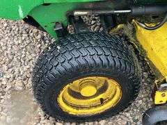 JOHN DEERE 335 LAWN MOWER - Shackelton Auctions Inc.