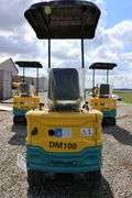 DIG MASTER DM100 MINI EXCAVATOR - Shackelton Auctions Inc.