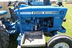 FORD 4600 DIESEL TRACTOR - Shackelton Auctions Inc.