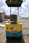 DIG MASTER DM100 MINI EXCAVATOR - Shackelton Auctions Inc.