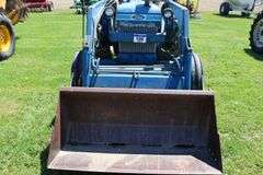 FORD 4610 TRACTOR & 776 LOADER - Shackelton Auctions Inc.