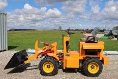 MACHPRO MP-L905 GASOLINE LOADER - Shackelton Auctions Inc.