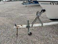 SIREN 17' SAILBOAT WITH EZ LOADER TRAILER - Shackelton Auctions Inc.