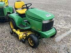 JOHN DEERE 335 LAWN MOWER - Shackelton Auctions Inc.