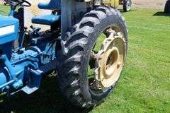 FORD 4600 DIESEL TRACTOR - Shackelton Auctions Inc.