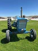 FORD 5000 GAS TRACTOR - Shackelton Auctions Inc.