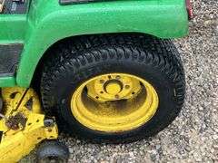 JOHN DEERE 335 LAWN MOWER - Shackelton Auctions Inc.