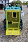 MACH PRO MPS330 SKIDSTEER LOADER - Shackelton Auctions Inc.
