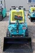 MACH PRO MPS330 SKIDSTEER LOADER - Shackelton Auctions Inc.