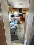 2004 KEYSTONE SPRINGDALE 280KL 5TH WHEEL CAMPER - Shackelton Auctions Inc.