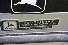 1980 JOHN DEERE SPORTFIRE SNOWMOBILE - Shackelton Auctions Inc.