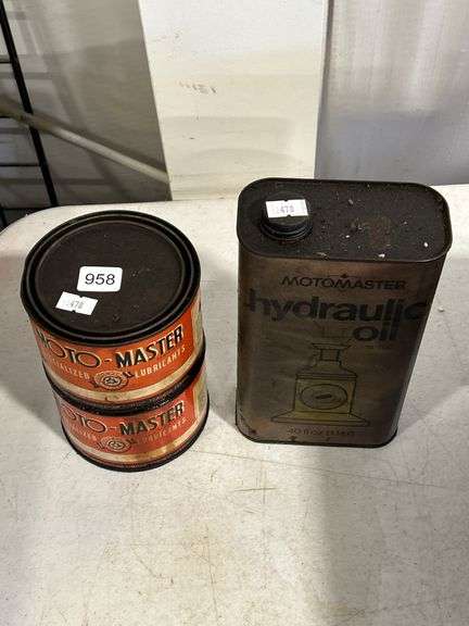 2 CTC MOTO-MASTER GREASE POUND CANS & HYDRAULIC OIL 40 OZ. PAPER LABEL ...