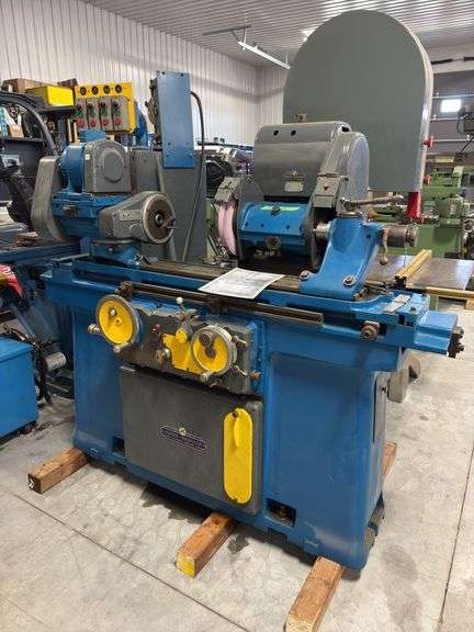 JONES-SHIPMAN CYLINDRICAL GRINDING MACHINE - Shackelton Auctions Inc.