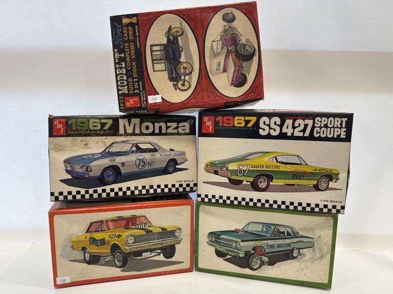 FIVE VINTAGE MODEL KITS - USED - Shackelton Auctions Inc.